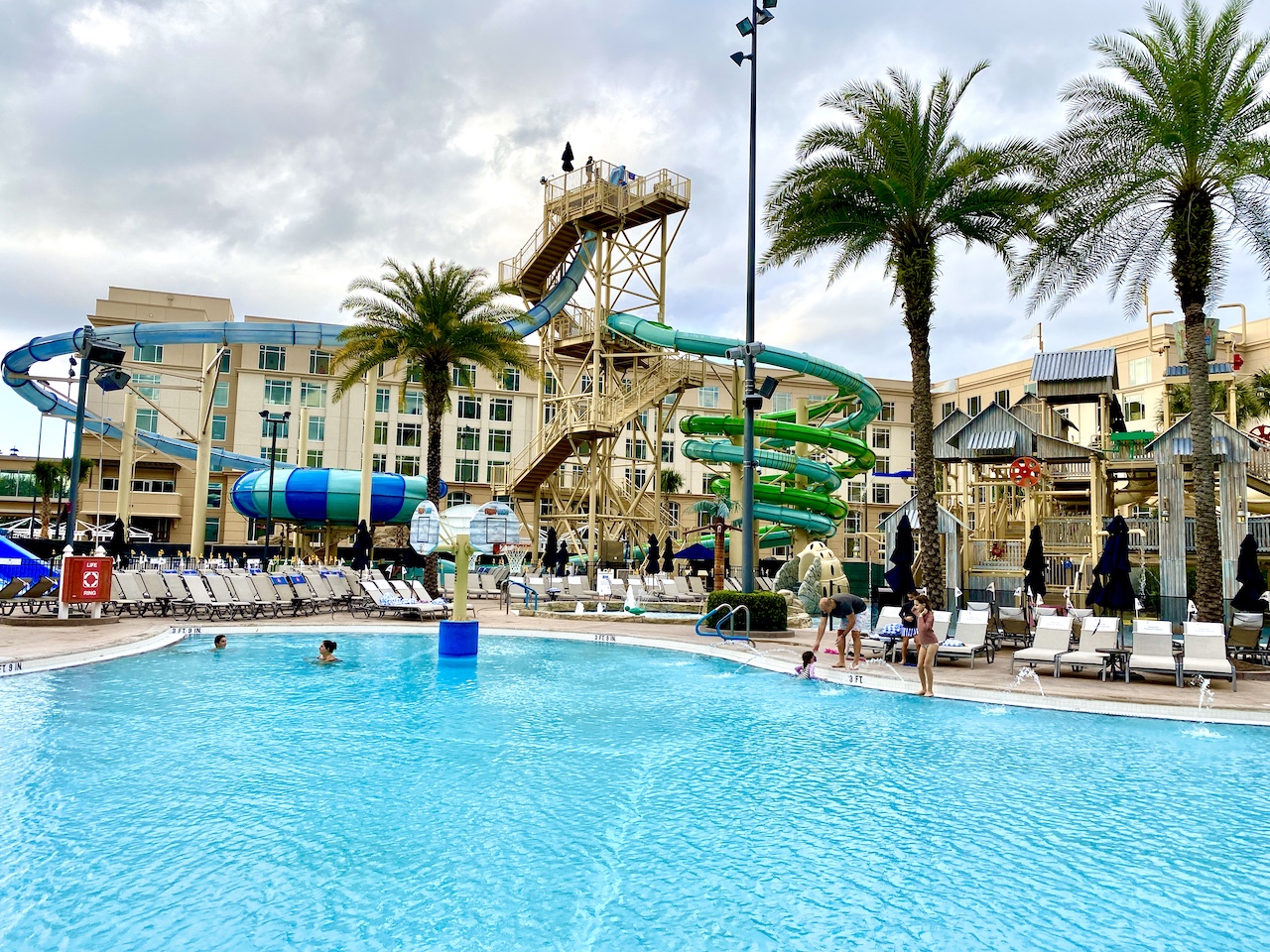 10 Tips With Kids - Gaylord Palms Resort In Orlando Florida - Frugal ...